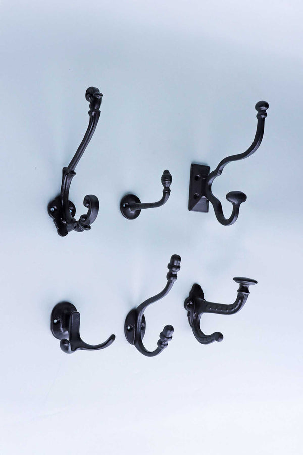 Heavy-Duty Traditional Black Cast Iron Coat Hooks – G Decor